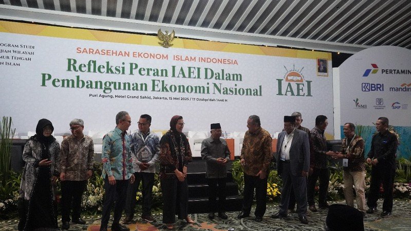 Sarasehan Ekonom Islam IAEI Soroti Pentingnya Sinergi Pen...